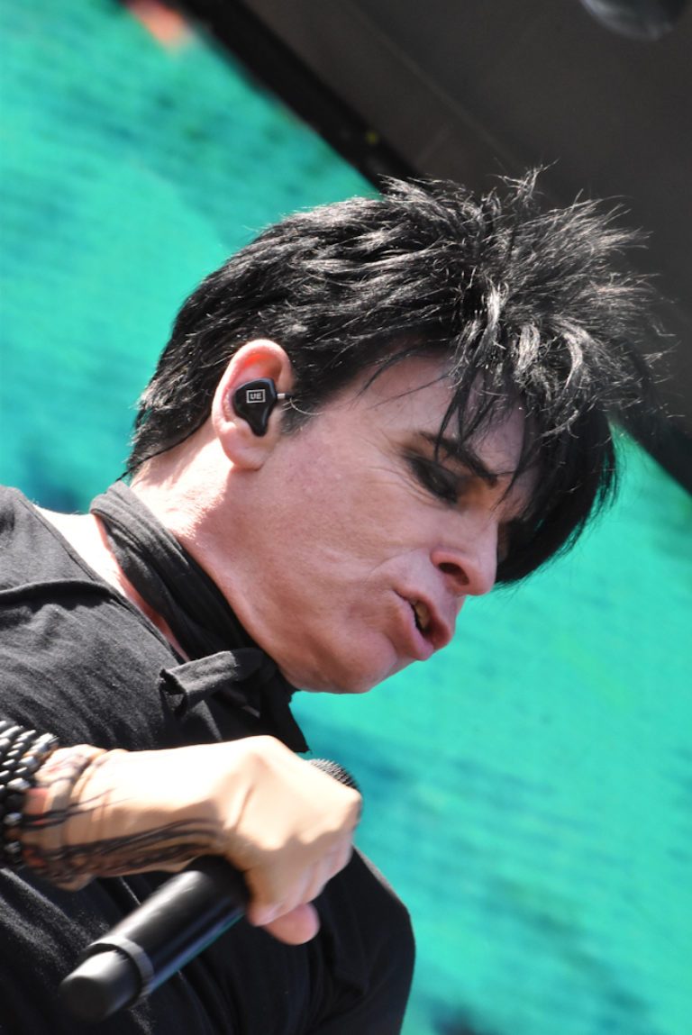 The End Complete - Ministry, Gary Numan, Tones on Tail and Duran Duran ...